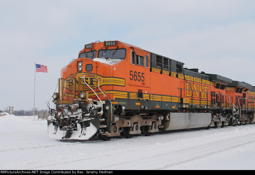 BNSF 5655 (1)